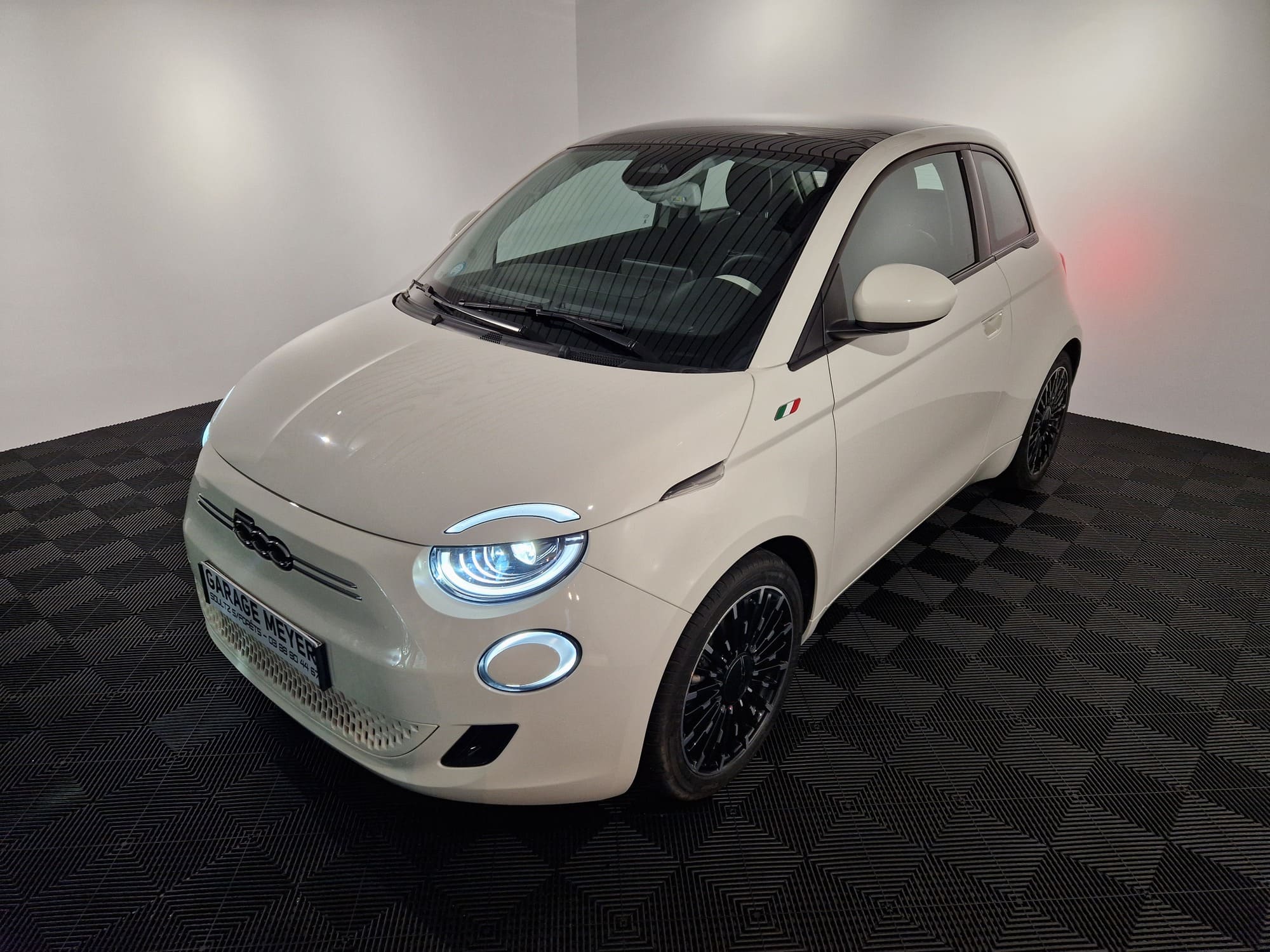 FIAT 500E 42KWH 118CH ICONE PLUS - Garage Meyer