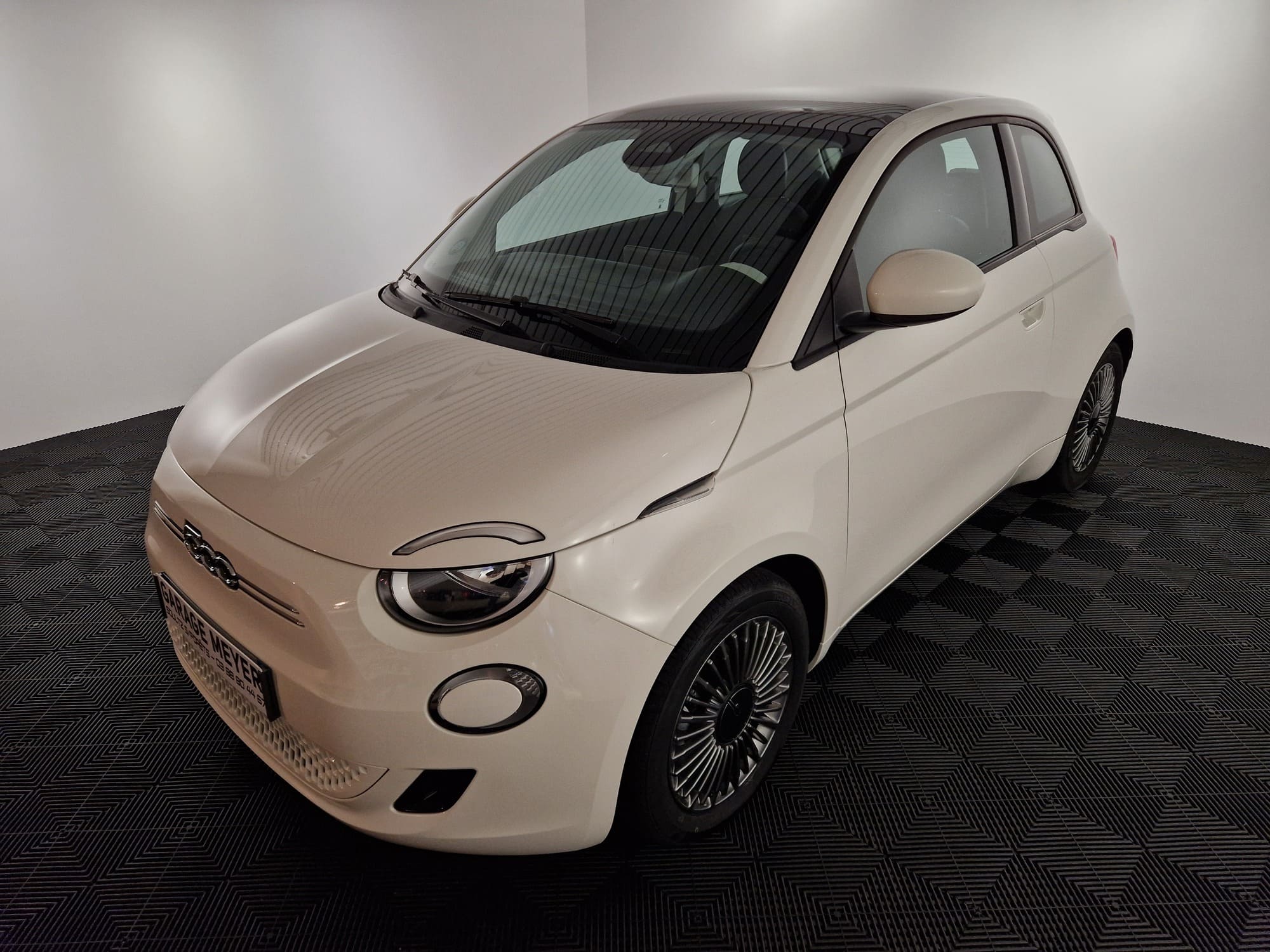 FIAT 500E 42KWH 118CH ICONE - Garage Meyer